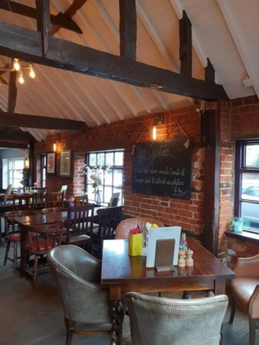 The Ship Inn, Wokingham Reservation | Wokingham, England | Bar ...