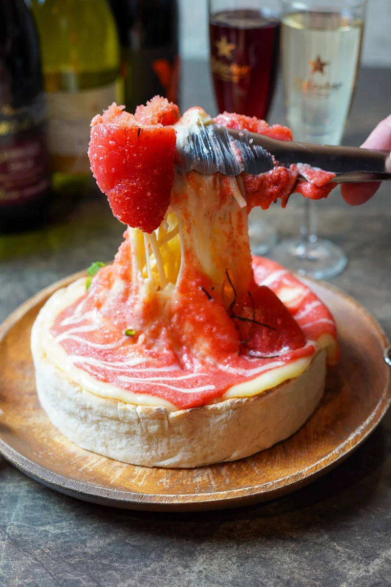 Chicago Pizza & Souffle Omelet Meat & Cheese ARK2nd, Shinjuku Online ...