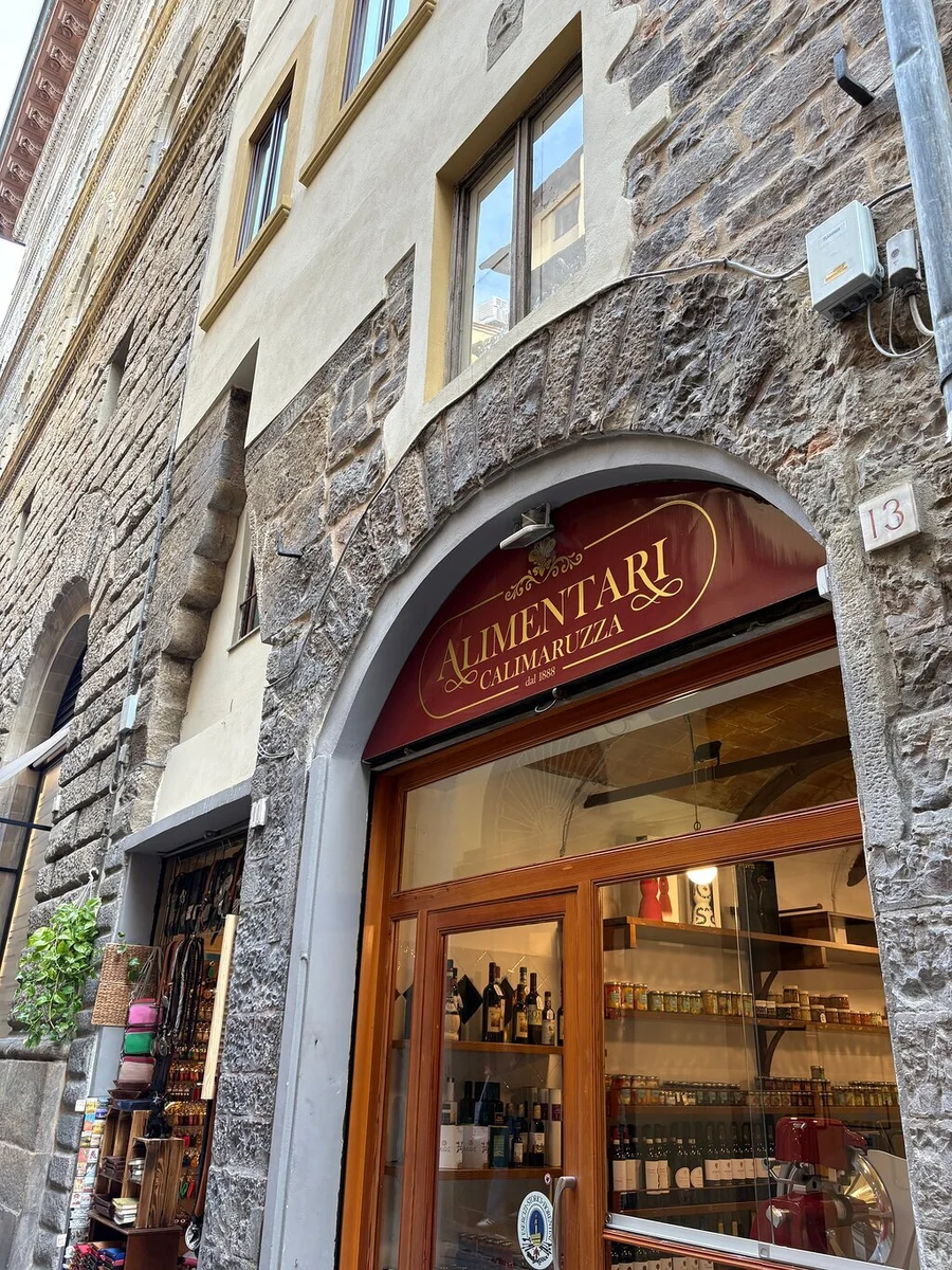 アリメンタリ・カリマルッツァ | イタリア、トスカーナ州フィレンツェ | AutoReserve