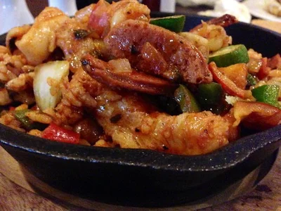 Manam Netpark | Taguig, Metro Manila | Filipino | AutoReserve