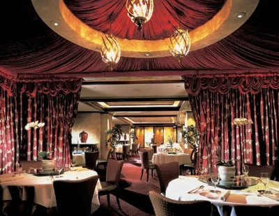 彩福皇宴 (iSQUARE 國際廣場店)預約 | 尖沙咀, 九龍 | 中式料理 | AutoReserve