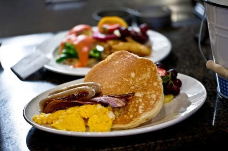 OEB Breakfast Co. Reservation | Calgary, Alberta | American | AutoReserve