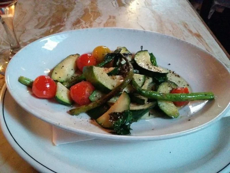 Pagliacci's Reservation | Victoria, British Columbia | Italian ...