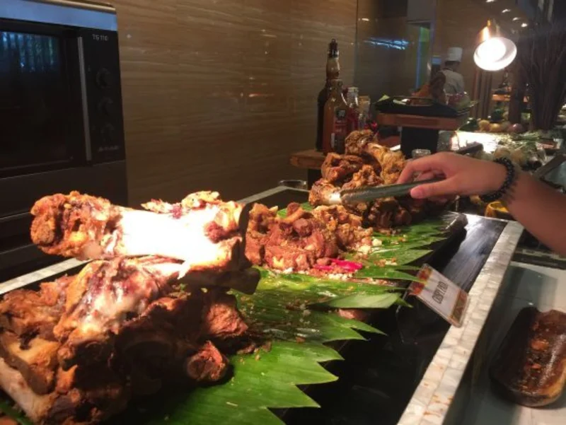 La Fiesta Largest Filipino Buffet Reservation | Pasay, Metro Manila ...