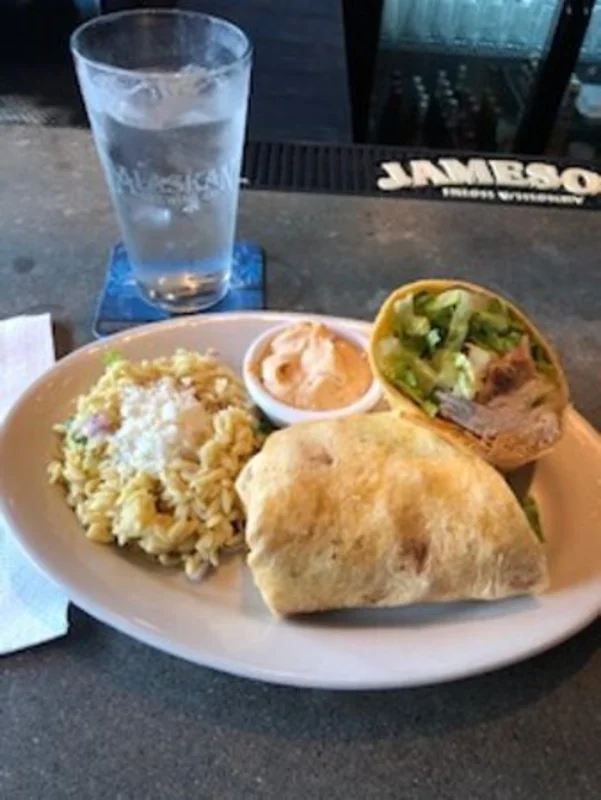 Island Pub Reservation | Juneau, Alaska | Pizza | AutoReserve