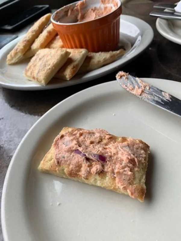 Island Pub Reservation | Juneau, Alaska | Pizza | AutoReserve