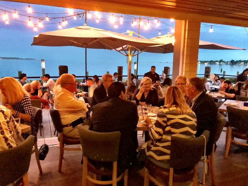 Shell & Bones Oyster Bar & Grill Reservation | New Haven, Connecticut ...
